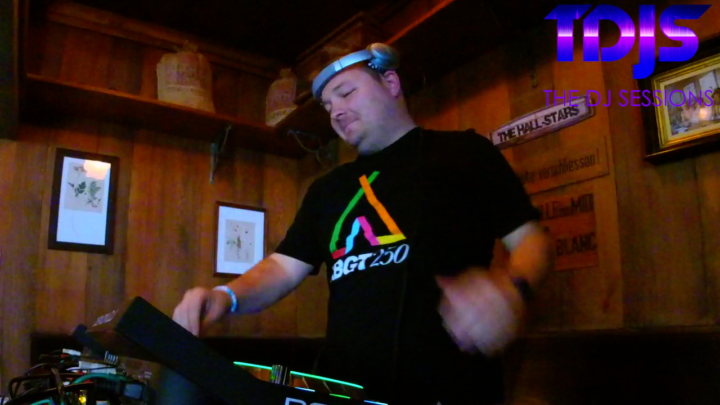 CHRIS138 Pt. 2 on the "7B's Brunch" Sessions presented by The DJ Sessions at the Queen Anne Beer ...