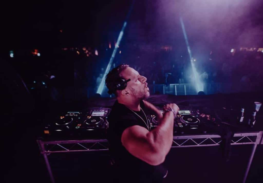 House musician Mark Knight shares club ready hit - The DJ Sessions