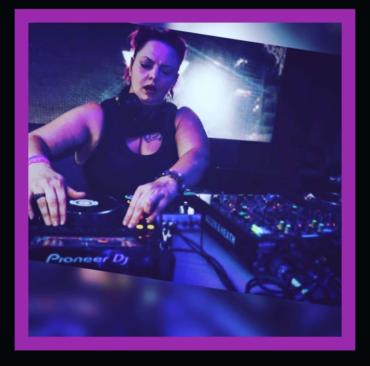 Jennifer Flora (AthenaLuv) LIVE on the Virtual Sessions presented by The DJ Sessions - The DJ ...