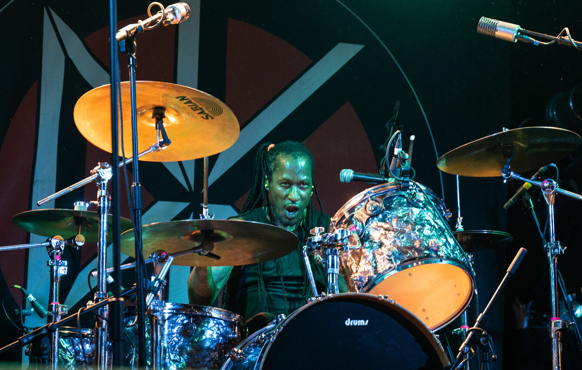 D.H. Peligro, drummer for Dead Kennedys and Red Hot Chili Peppers, dies ...