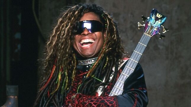 STEVE VAI Pays Tribute To Bass Legend T.M. STEVENS - "Colorful, Intense ...