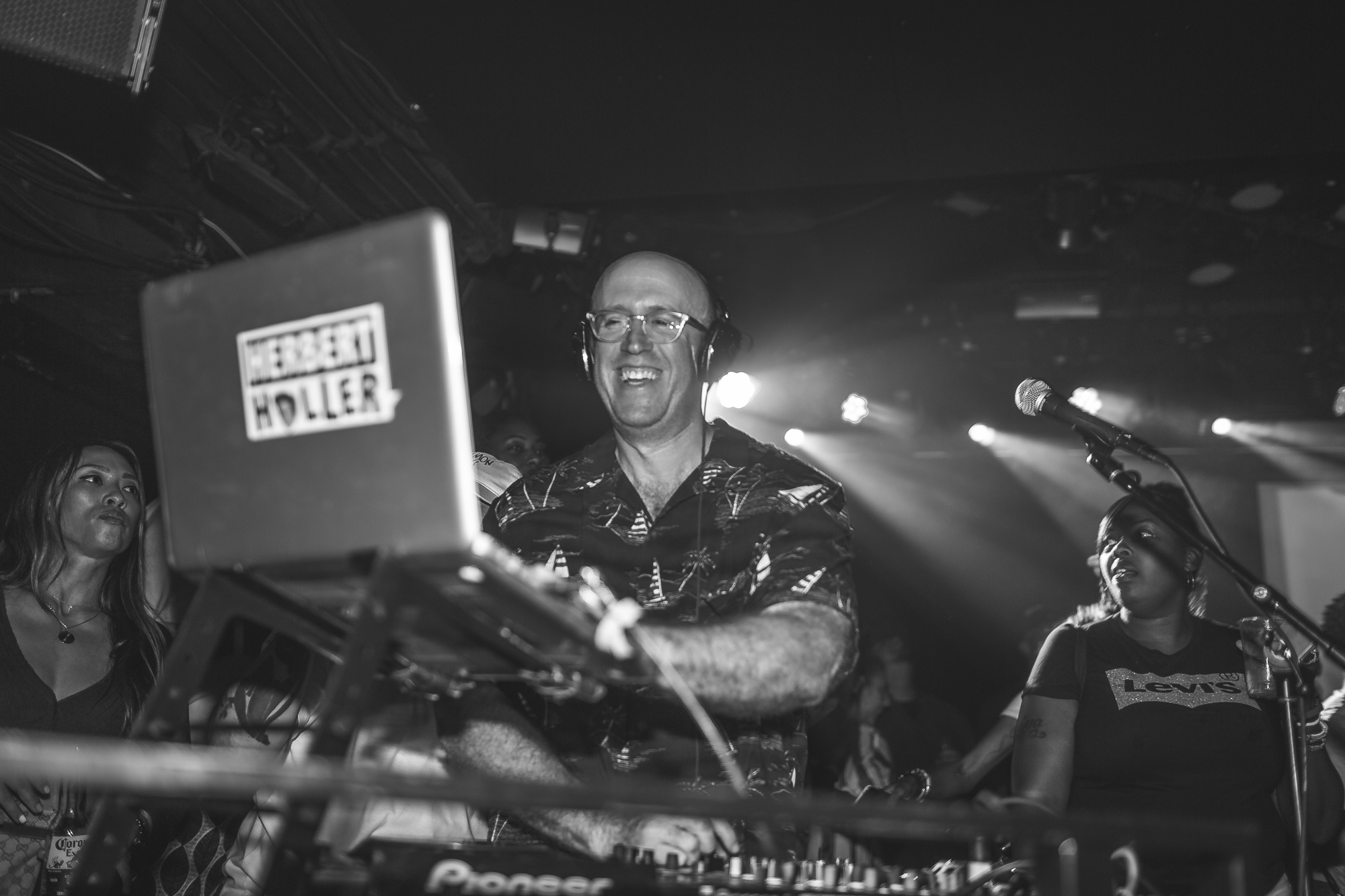 Herbert Holler on the Virtual Sessions presented by The DJ Sessions 8/28/25 - The DJ Sessions